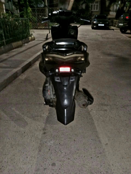 Skuter sotiladi srochni 125 kub 150-qilingan