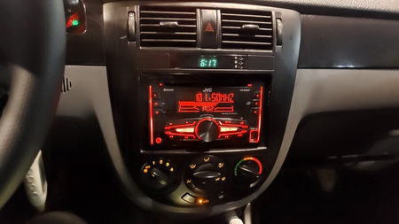 Срочно Lacetti-2010 г. 3 поз АВТОМАТ. Идиал. Ездила девушка акуратно.
