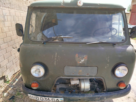 UAZ 1985 Sotiladi