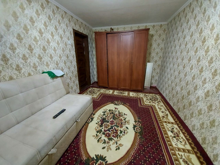 Xamza metro 1 kom 400$