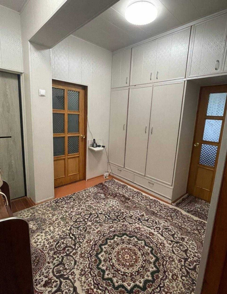 Arenda Sebzor 1 etaj 4 xona orintr At Termezi masjid