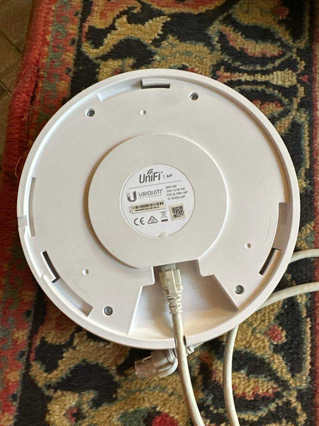 Ubiquity Unifi UAP Точка доступа
