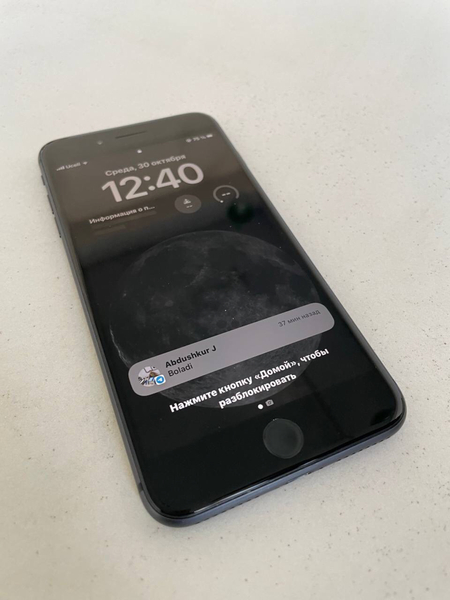 i phone 8 plus sotiladi 256 gb