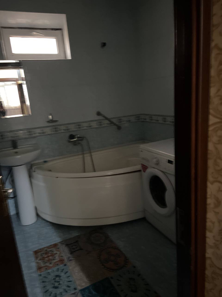 Сдается на Узбекфилиме предаалата 2 месяца все есть доя проживание