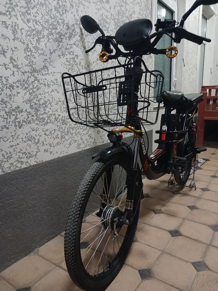 Skuter velo Mustang 2024