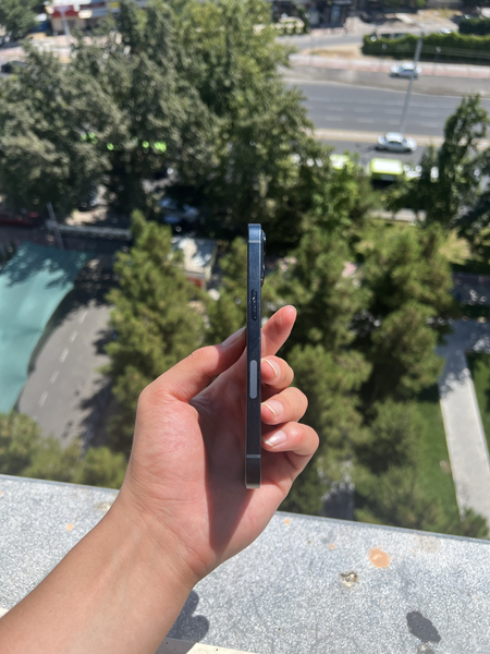 Iphone 13 ideal xolatdagi telefon