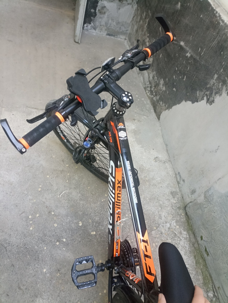 Velosiped sotiladi