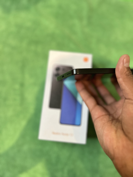 Redmi note 13 8/128 idial