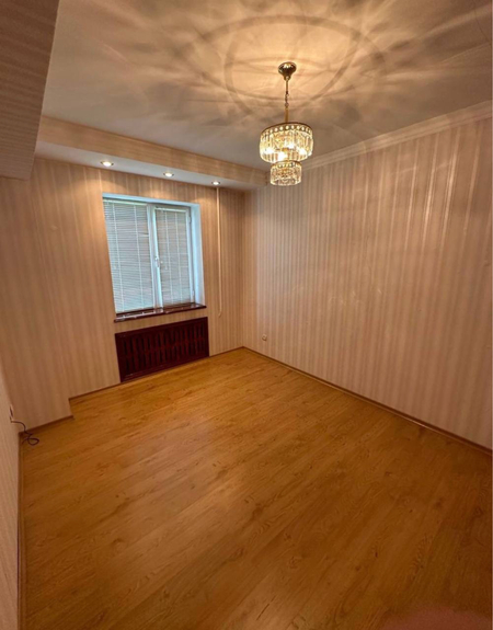 Продам квартиру 4/5/12 на Хамид Олимжон ,Дархан