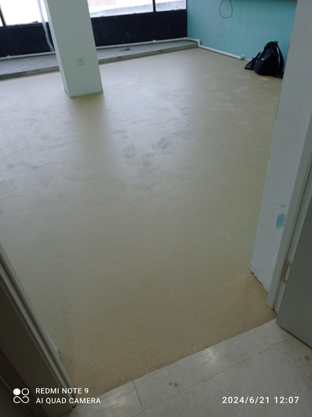 Lenoleum relin ustanoʻpka qilamiz agar sizga ustanoʻpkachi usta kerak