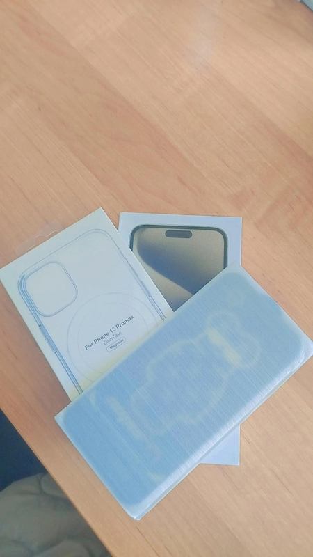 iPhone 15 pro max dubai 1x1