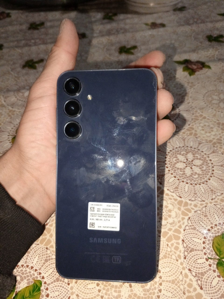 Samsung a 55.5G.256.8 holati ideal karopka dokement
