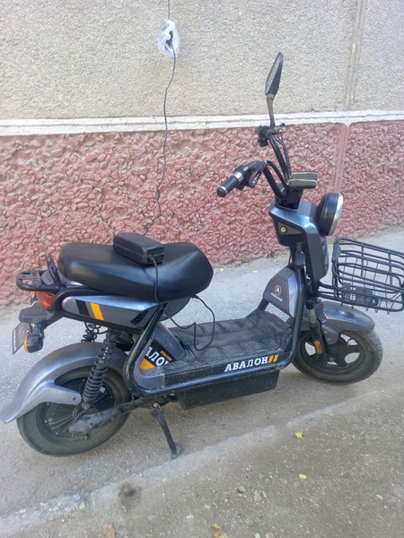 Skuter Avalon srochno
