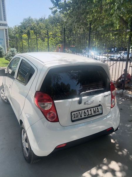 Spark 2 sotiladi