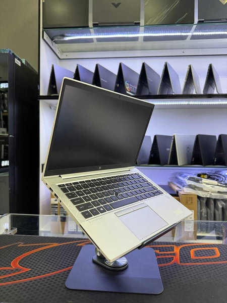 Hp EliteBook/AMD Ryzen 5 PRO 5650U/16GB DDR4/256GB SSD/14