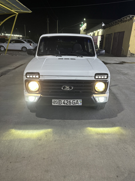 Niva 21 31 ishlatishga tayyor olgan odam mazza qilib minadi