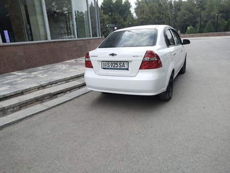 Nexia3 xolati yaxwi matori zor 4 ta yumwo Balon kiraskasi 2 ta petno