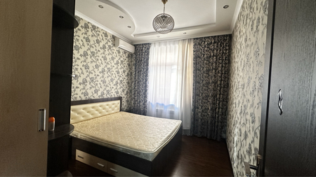 Golden House. Паркентский рынок. Евро двушка.