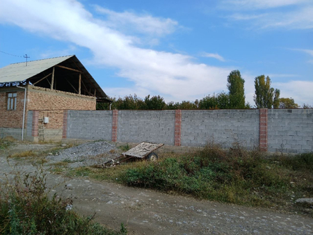 12 sotix uchastka