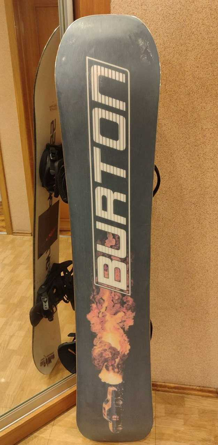 Сноуборд Burton с креплением