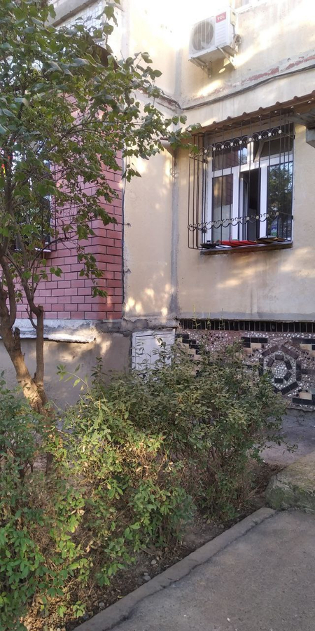 Свое куйлик1, 50м2, 2к 1/4эт _1.5*3бал