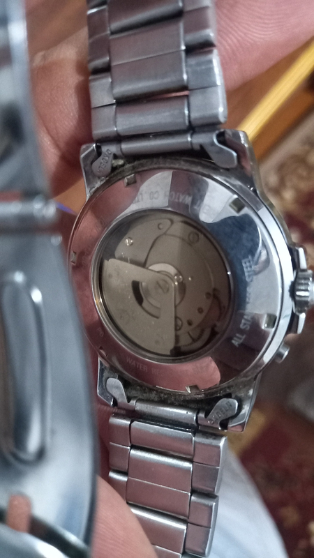 Продаётся Часы  ORIENT