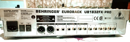 Behringer  UB 1832 FX-PRO pult miksher sotiladi.