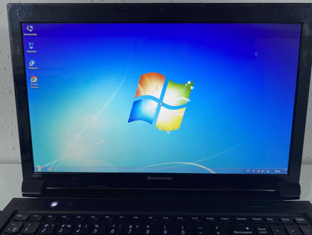2х-ядерный LENOVO Intel B950\4GB\256GB SSD\GeForce 410M\15.6