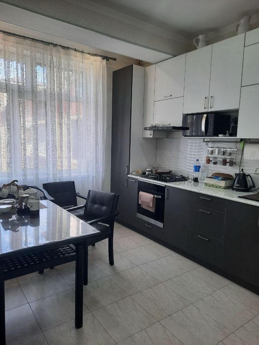 Продается квартира 3-х комнатная (82 м2) 3/7/8