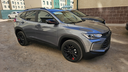 Tracker2 redline сотилади
