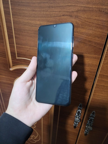 Samsung Galaxy A70 6/128GBli pachti ideal