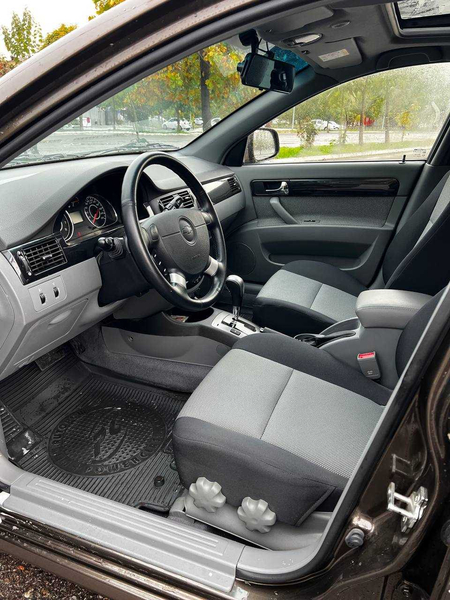 Продам chevrolet lacetti