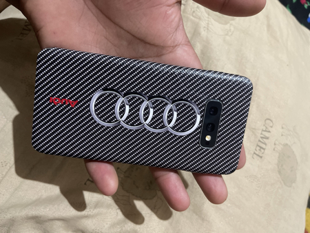 Samsung S10E vapshe zor ishlashi aybi rasmda
