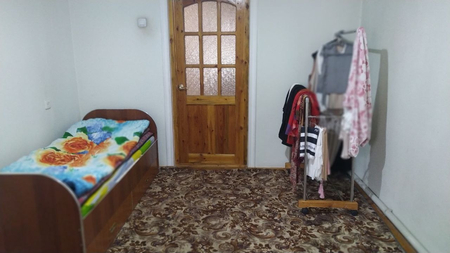 Ijarada turishga talaba qiz kerak