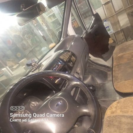 Ford sotiladi holati ideal