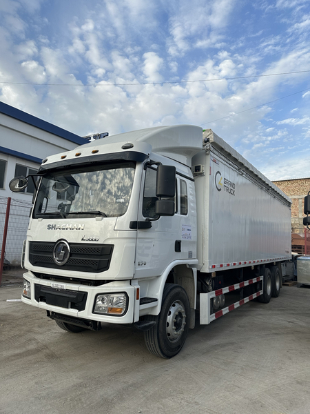 Shacman L3000 9 metr va 7.5 metr usiliniy. Shotspravka holatida