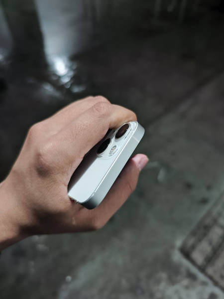 Iphone 13 mini Sotiladi