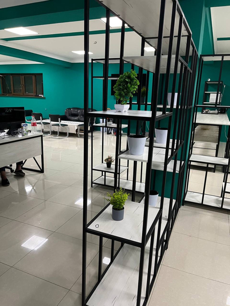 Loft stelajlar siz hohlagan rang va dizayn
