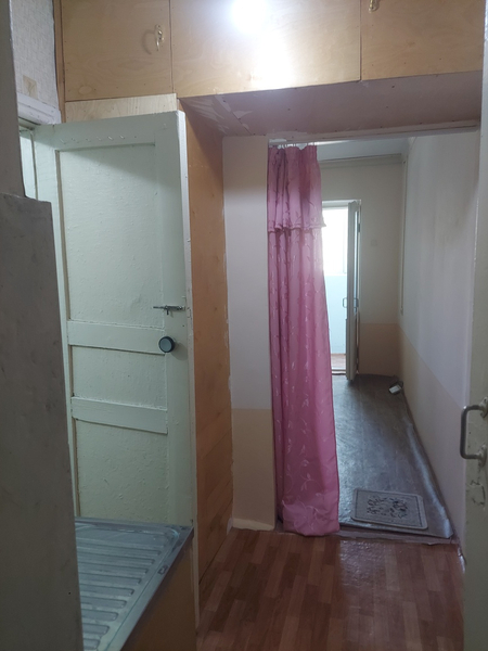 Продаю Квартиру Яшнабадский р-он Авиасозлар-4. 1-ком 2-этаж 4-этажном
