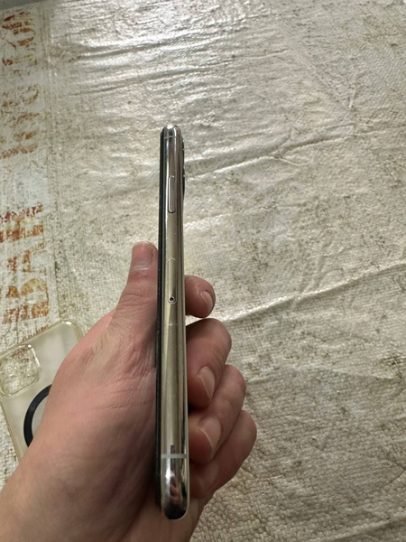 Iphone 11 pro LLA