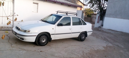 Daewooo Nexiia 1