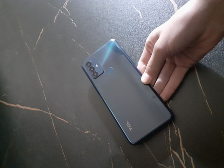 TCL telfoni sotiladi