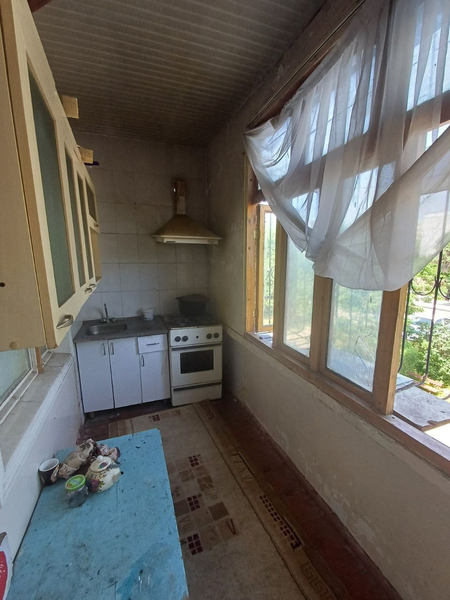 Срочно продаю Юнусабад 13кв 2/2/4 торец 61500$
