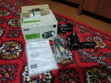 JVC GZ-MS215 kamera