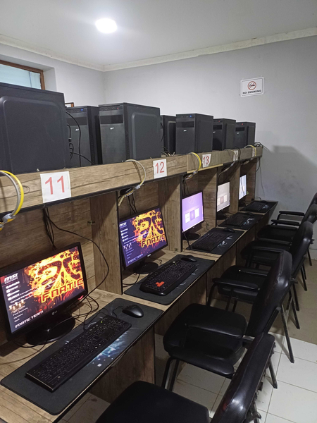 Game club sotiladi 10ta komplekt