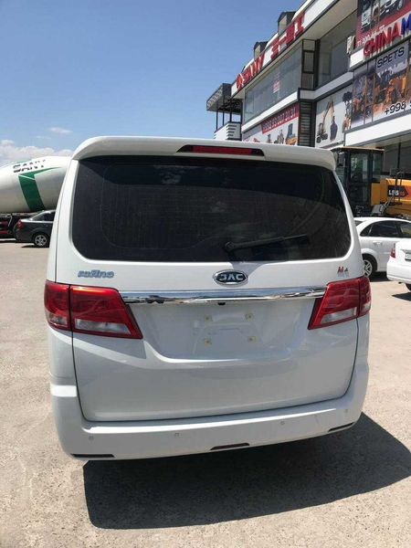 LADA LARGUS урнига JAC M4 Камфортни варянт (GAZ-METAN)