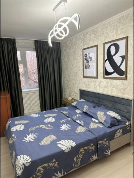 Продаётся ул. Саломатина 2в3 Кирпич Б. 2*6