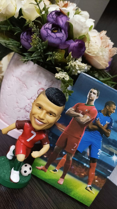 Futbol muxlislari uchun haykallar