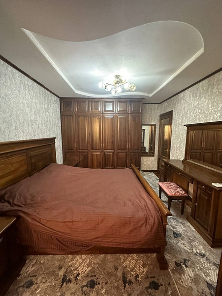 Срочно Аренда Микрорайон 2 ком 3 этаж 400$