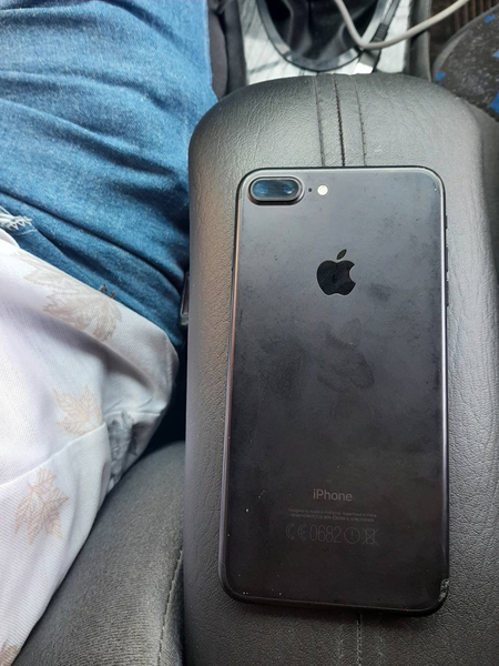 Iphone 7 plus 32gb T/UA